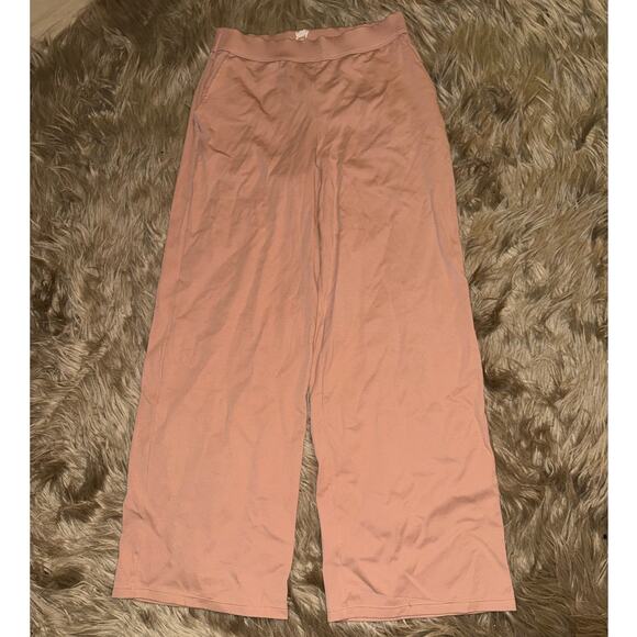 Fabletics | Pants & Jumpsuits | New Fabletics Yitty Body Butter ...